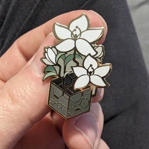 Nier: Automata Enamel Pin - Etsy
