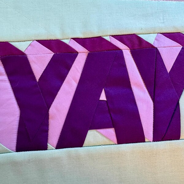 Walking Bear Fpp--paper Piecing Quilt Block Pattern - Etsy Canada