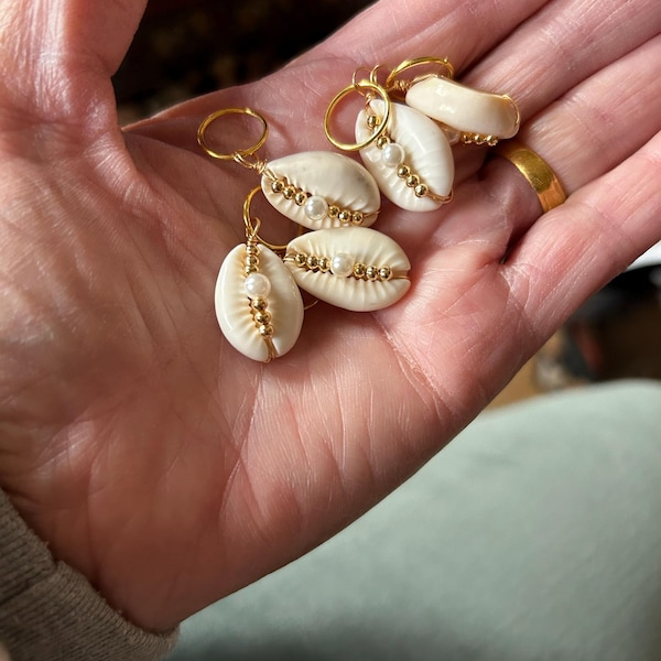Set of 5 Cowrie Shell Loc Rings, Braid Rings, Loc Jewelry, Hair ...
