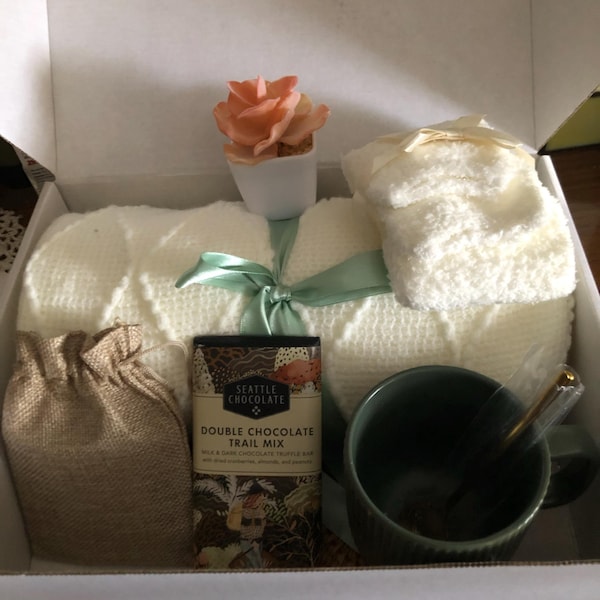Hygge Fall Gift Box, Boo Basket, Spooky Season Gift, Cozy Fall Gift Set ...