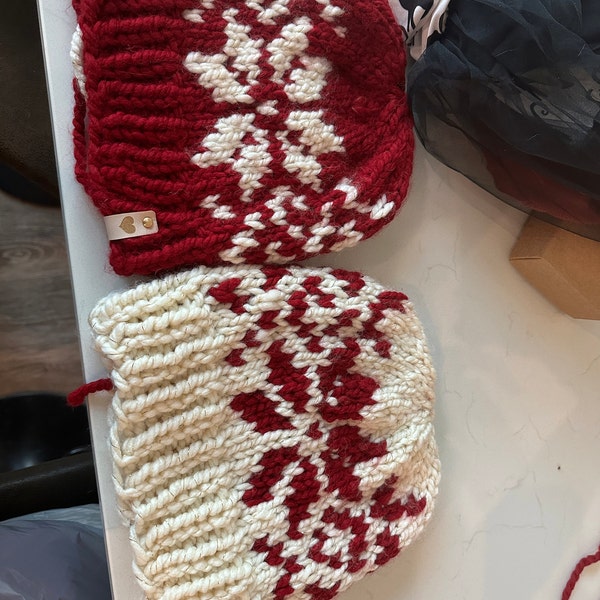 KNITTING PATTERN - the Snowflake Hat, Super Bulky Knit Hat Pattern - Etsy