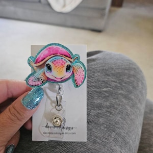 Turtle Badge Reel, Sea Turtle Badge, Beaded Badge, Badge Reel for Nurse ...