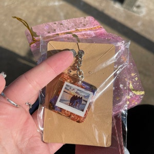 Resin Photo Keychain With Flowers Photo Keychain Resin Keychain Picture ...