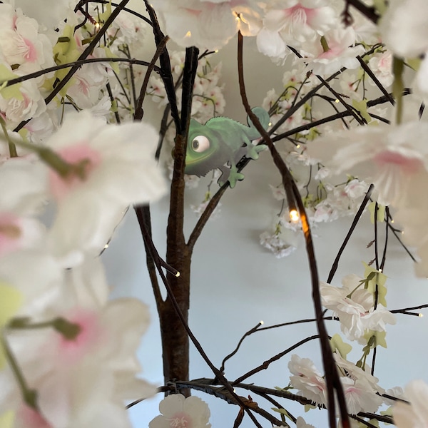 Tangled Pascal Cutout / Standee - Etsy
