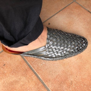 Saudi Sandals,traditional Sandals, Women's Sandals - Etsy