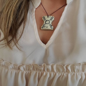 Japor Snippet padme Necklace - Etsy