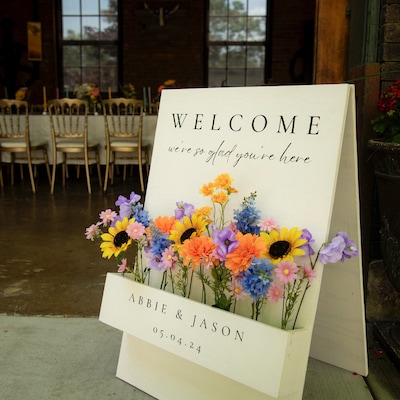 Flower Box Welcome Sign - Etsy
