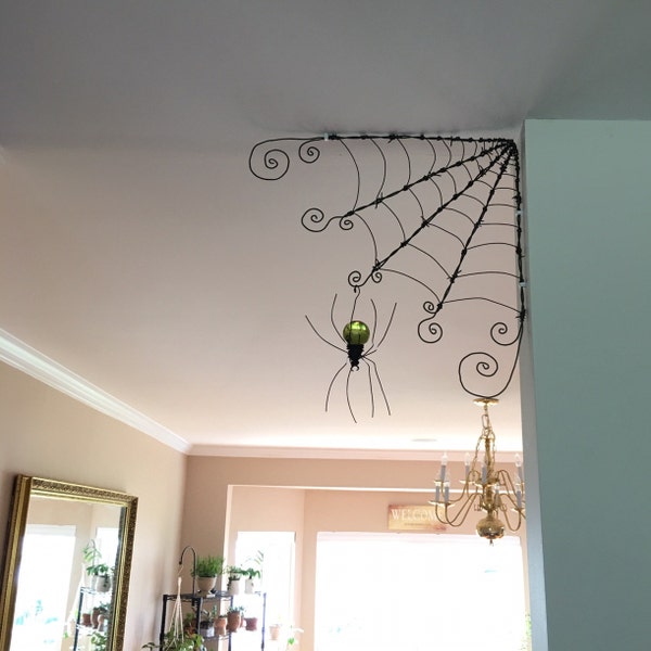 18" Barbed Wire Corner Spider Web With Green Spider - Etsy