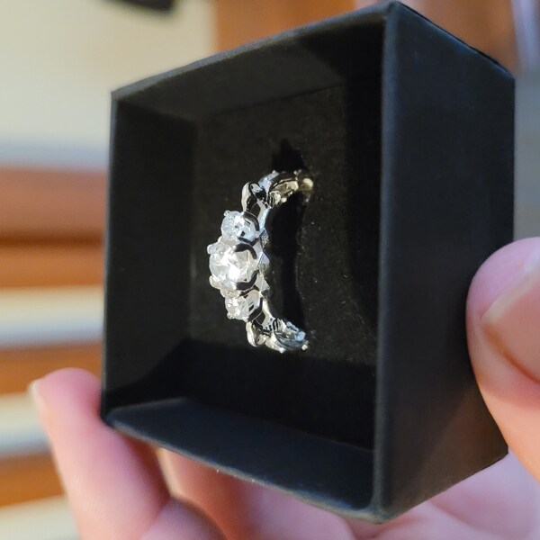 DND Dungeons and Dragons Gold Ring With 5 Gemstones Color of Your ...