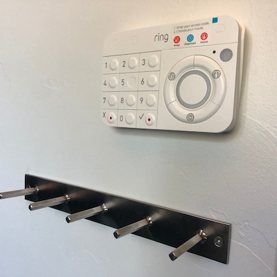 STEEL KEY RACK, Key Ring Holder, Modern and Minimal Wall Key Rack - Etsy