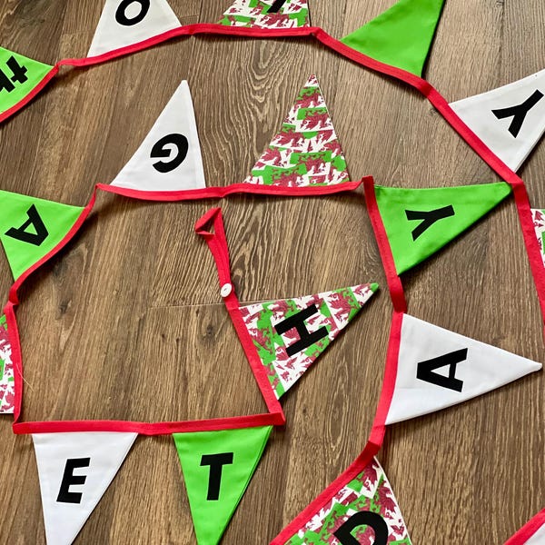 Pink Hearts Mini Bunting. Nursery Decor, Summer House, Home Decor ...