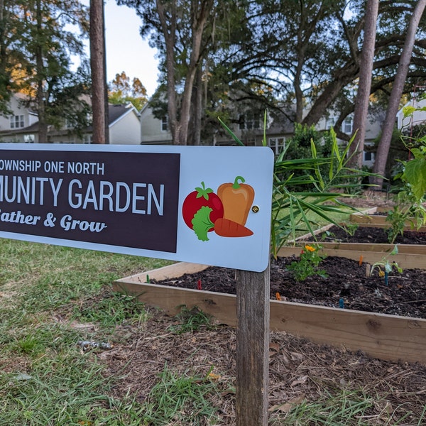 Community Garden, Community Garden Sign, Garden Lovers, Group Garden ...