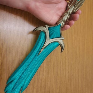 Skyrim's Glass Mace 24 Long Full Size 3D Printed - Etsy
