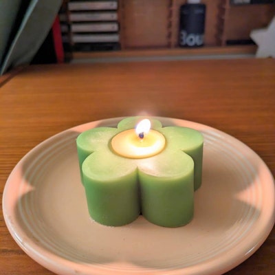 Daisy Candle Flower Candle Pastel Candles Pastel Color Candle Spring ...