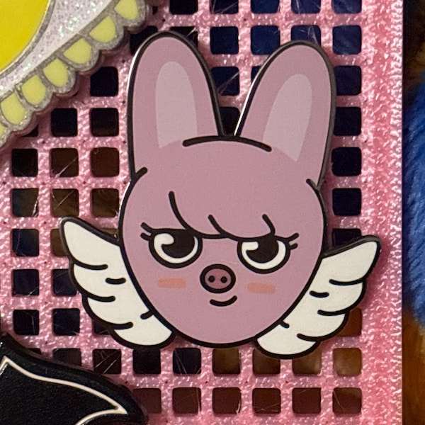 Stray Kids Changbin SKZOO Dwaekki Angel / Flying Pig Pin - Etsy
