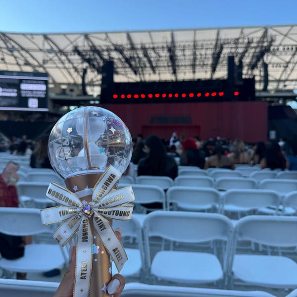 SEVENTEEN SVT Caratbong Ribbon Bow Keychain Pendant Light Stick Lanyard ...