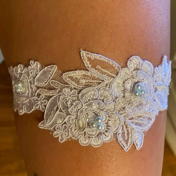 Light Ivory Beaded Lace Wedding Garter Set, Ivory Lace Garter Set, Toss ...
