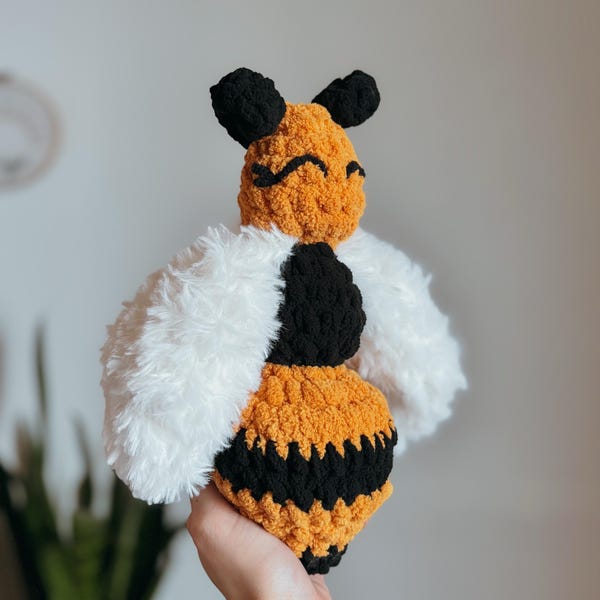 Crochet Leo the Bee PATTERN | Amigurumi Plushie | Crochet Snuggler ...