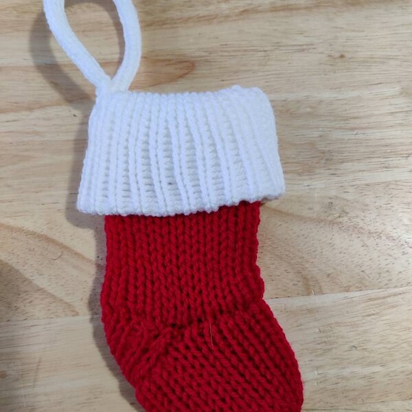 Mini Christmas Stockings! (PATTERN PDF for 22 Needle Addiexpress or ...