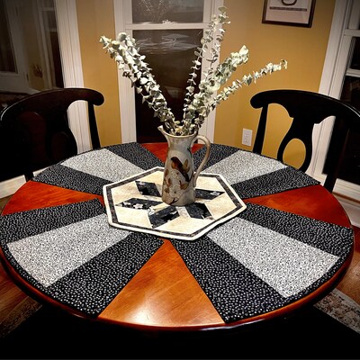 Christmas Tree Skirt, Quilted Christmas Tree Skirt, Xmas Tree Skirt ...