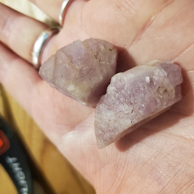 Kunzite Rough Crystals, Raw Kunzite Crystal, Natural Rough Crystals ...