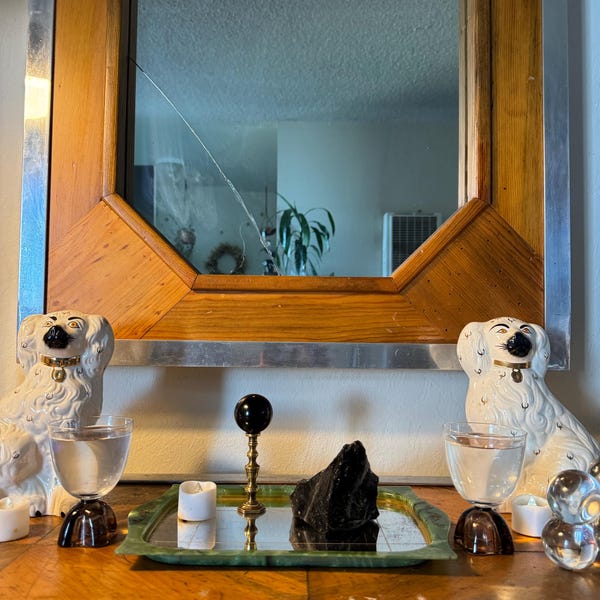 Foresight Scrying Mirror. Acrylic Face. Pocket Black Scrying Mirror ...