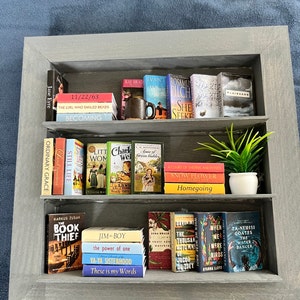 Mini Bookshelf: Custom - Etsy