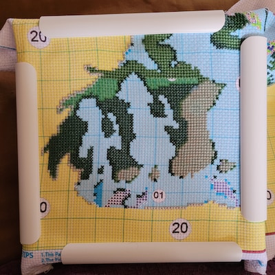 Q-snap Plastic Needlework Frame 6/8/11/17, Q Snap Frame for Embroidery ...