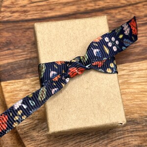 Cute Green Alien Print Grosgrain Ribbon 5/8 7/8 1.5 Inch | Etsy