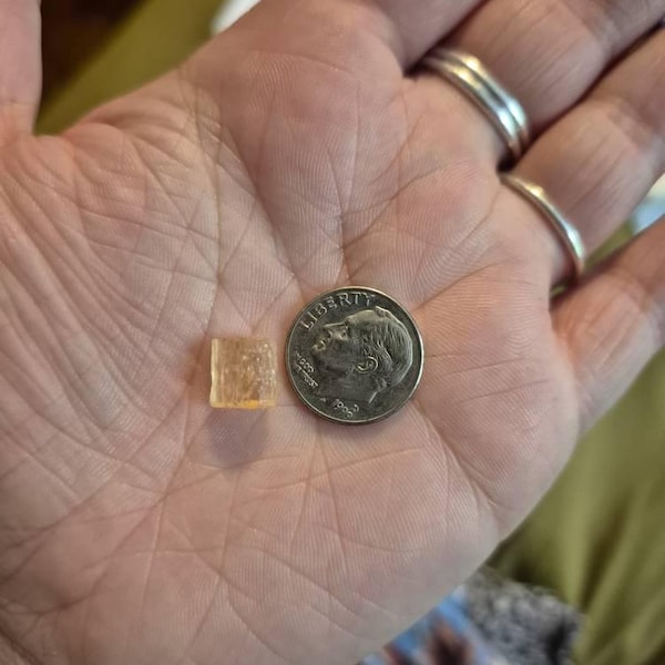 Tangerine Quartz - Quartz Crystal - Orange Quartz - Hematite Quartz ...