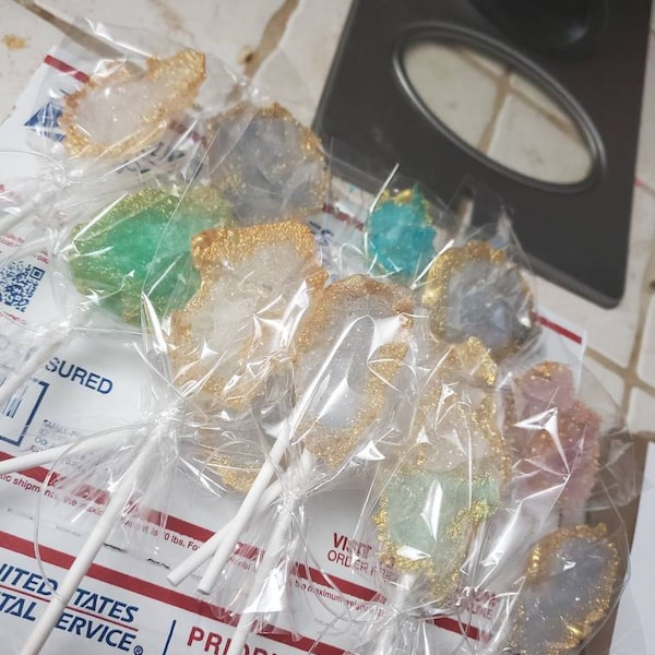 Assorted Edible Druzy Crystal Geode Gemstone Gold Painted Lollipops ...
