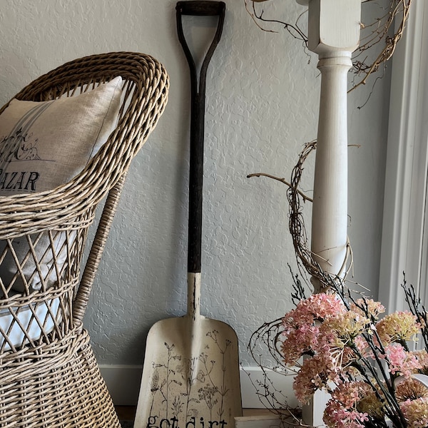 The BEST OLD Farmhouse Garden Shovel Shabby Chic Painted Decorative ...