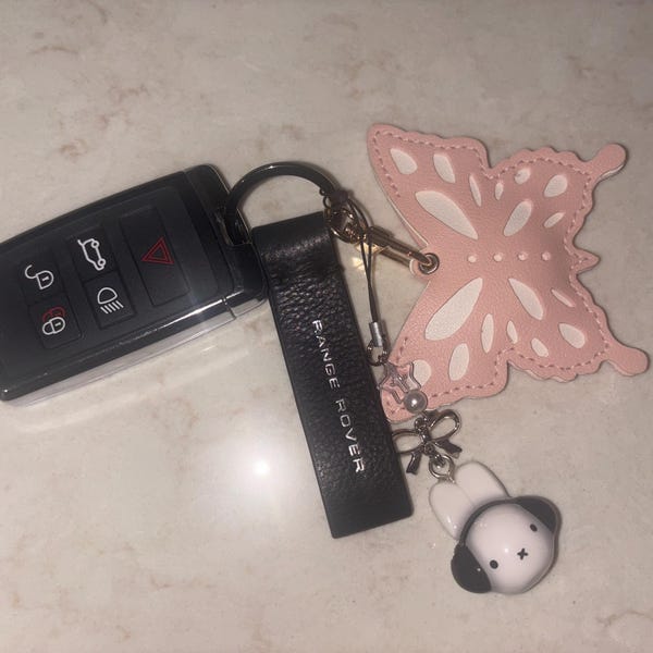 Bunny Headphone Keychain - Etsy