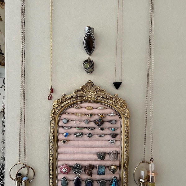 Elegant Ring Holder Roman Column Style Gypsum Ring Stand Jewelry ...