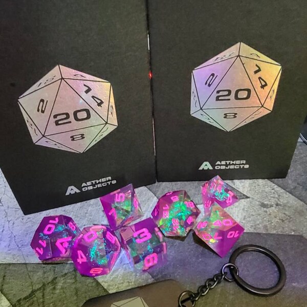 Prismatic Glass, 7-piece Dichroic Polyhedral Dnd Dice Set - Etsy