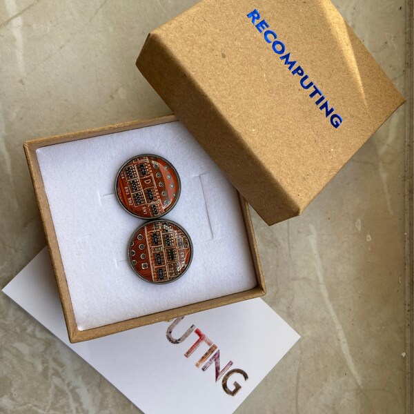 Circuit Board Cuff Links - Geeky Computer Cufflinks - Golden Toned ...