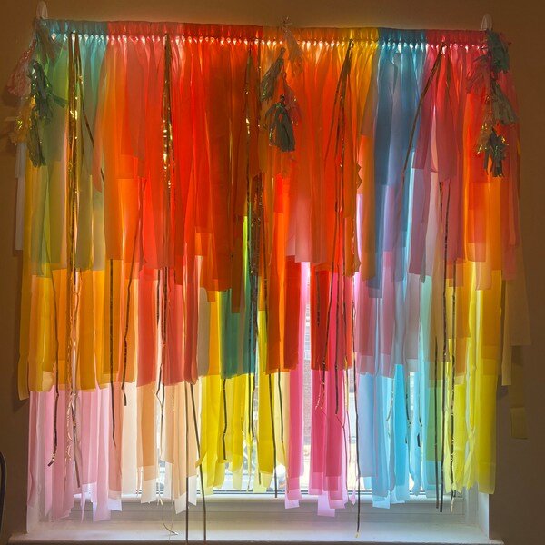 Retro Backdrop/groovy Backdrop/colorful Backdrop for Birthday Parties ...