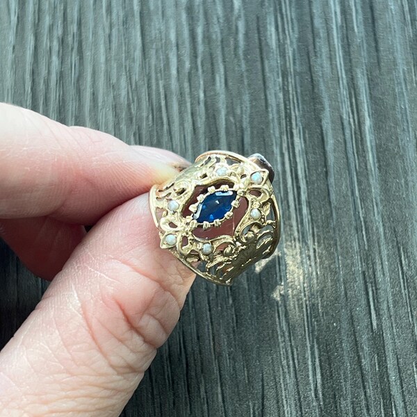 Lighthouse Lens Cut Vintage Gold Ring Synthetic Sapphire 10k Yellow ...