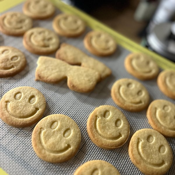 Smiley Cookie Cutter & Stamp | Biscuit - Fondant - Clay Cutter | Baker ...