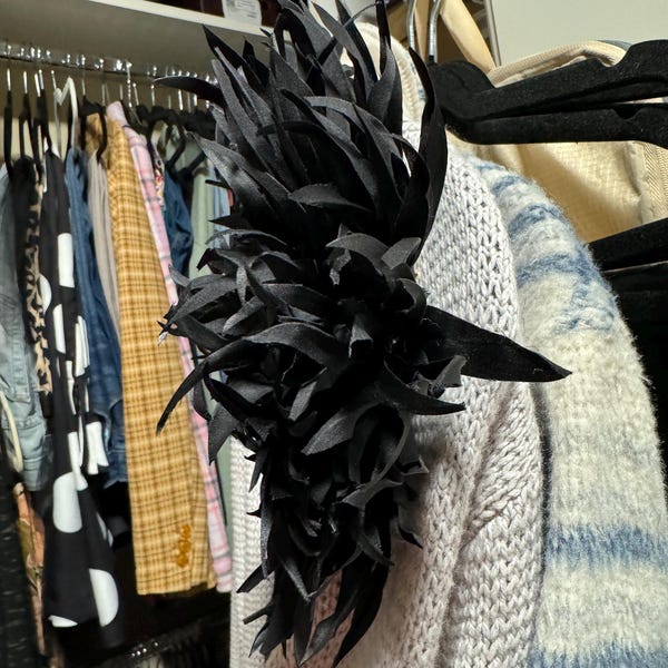 Large Black Silk Flower Brooch - Chrysanthemum Pin - Etsy