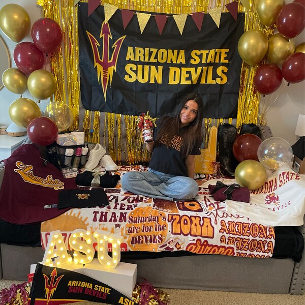 Custom/personalized Bedazzled Bottles. Bed Parties/college Dorm Decor ...