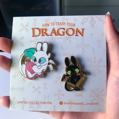 Yin and Yang Hard Enamel Pin, HTTYD, Nightfurry and Lightfurry, Gold ...