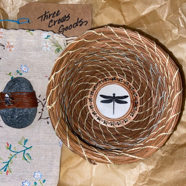 A Dozen Tennessee Buckeyes for Decoration Fresh-fallen Carry One for ...