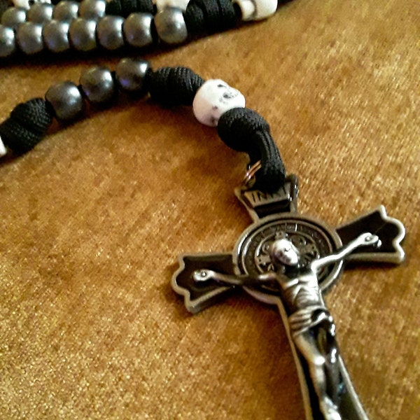 Skull Catholic Rosary Memento Mori. Acrylic Black Gloss 10mm Beads ...