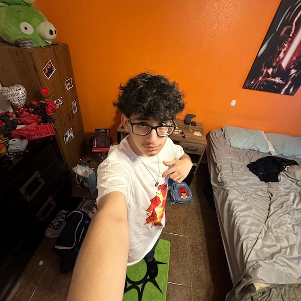 Old Guest Shirt | Cosplay | Roblox | Unisex Sweatshirt - Etsy