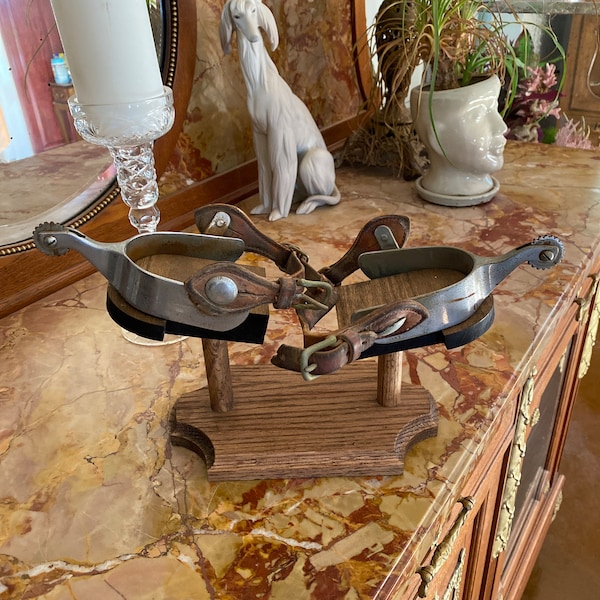 Solid Oak Trophy Spur Display Stand - Etsy