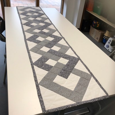 PDF Pattern for Interlocking Squares Table Runner DIGITAL - Etsy