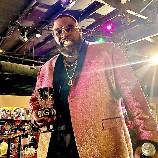 Deluxe 20 Ounce Pimp / Diva Chalice - Etsy