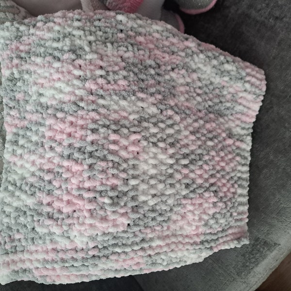 Very Easy Big Thick Chunky Baby Blanket Knitted in Super Chunky Jumbo ...