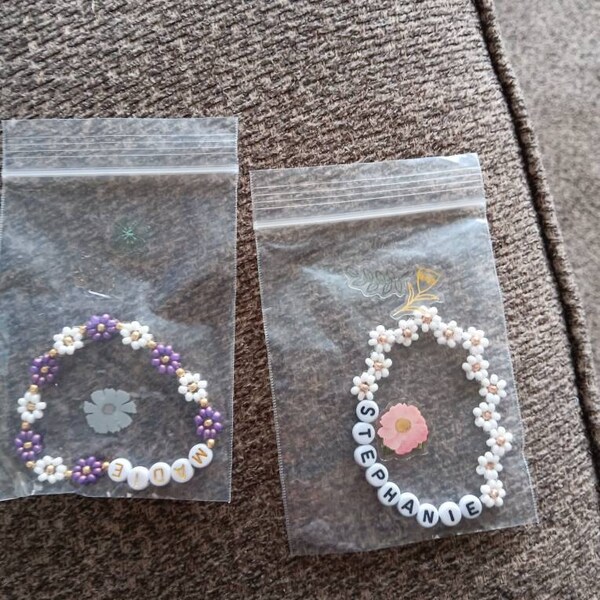 Spring Bracelets!!! Stretchy Beaded Flower Bracelets and Anklets - Etsy